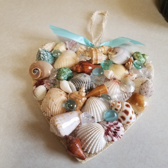 Accents | Handcrafted Hanging Shell Heart | Poshmark